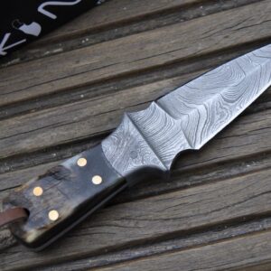 Perkin Handmade Knife - Damascus Steel Hunting Knife - Neck Knife