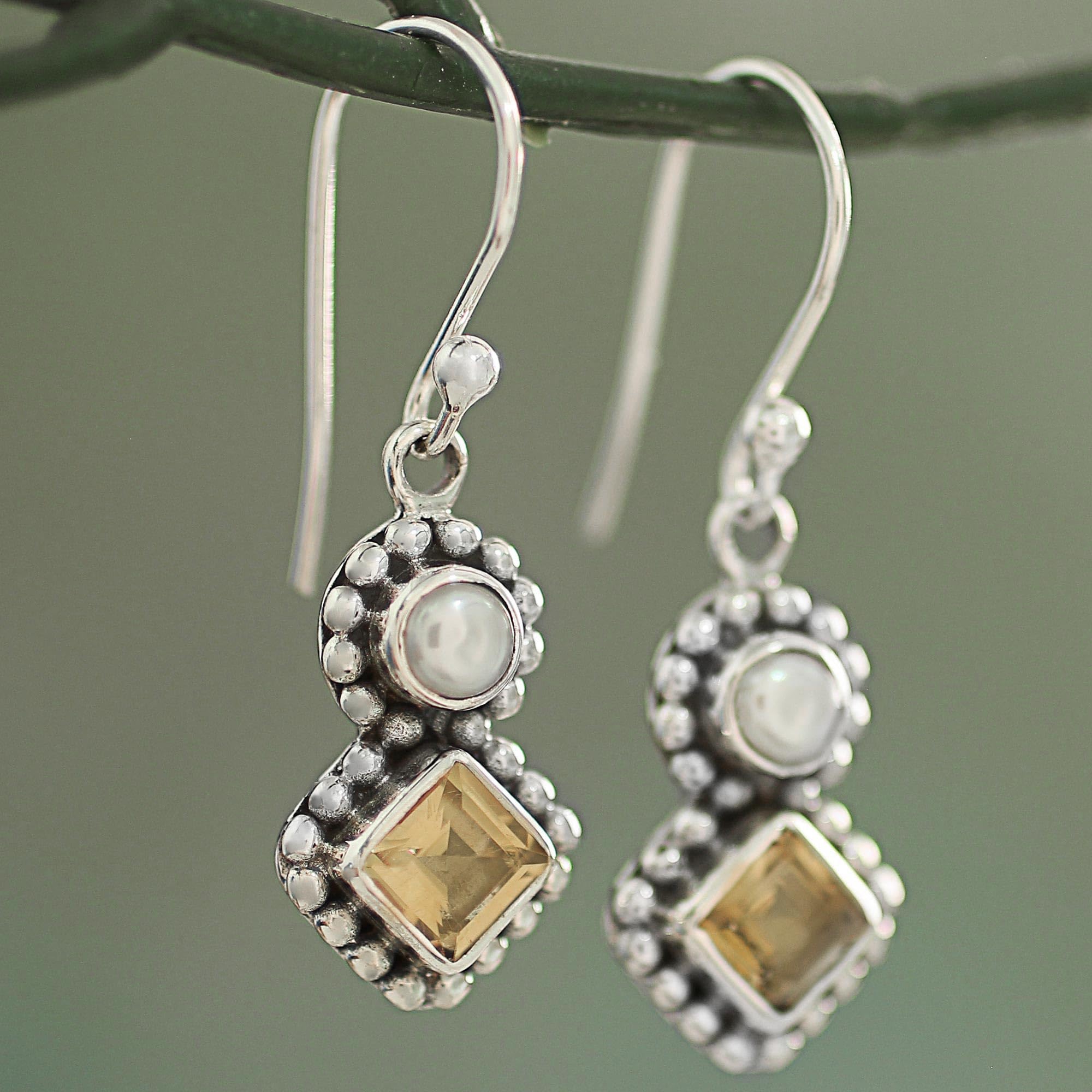 NOVICA Artisan Handmade Cultured Pearl Citrine Dangle Earrings Silver 925 Sterling White Yellow India Spicy Mustard Primrose Birthstone [1.3 in L x 0.4 in W x 0.2 in D] ' Kolkata Sparkle'