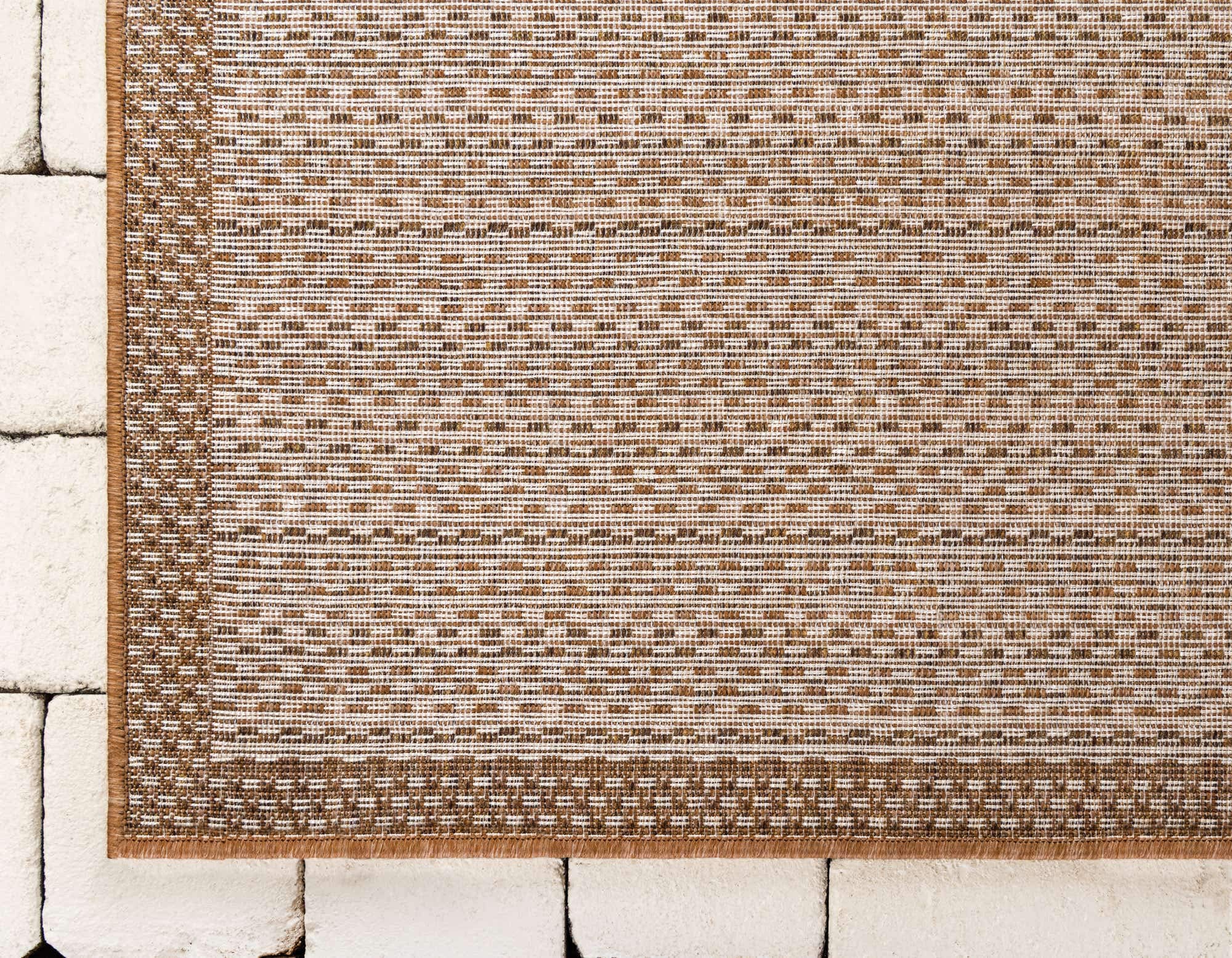 Unique Loom Outdoor Border Collection Area Rug - Checkered (8' x 11' 4" Rectangle, Light Brown)