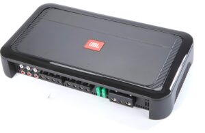 jbl club-704 1000w peak (400w rms) club series 4-channel amplifier