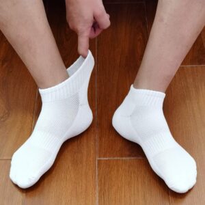 FORMEU Women's Moisture Wicking Athletic Low Cut Ankle Cotton Cushion Socks Breathable Comfortable 4/6 Pairs