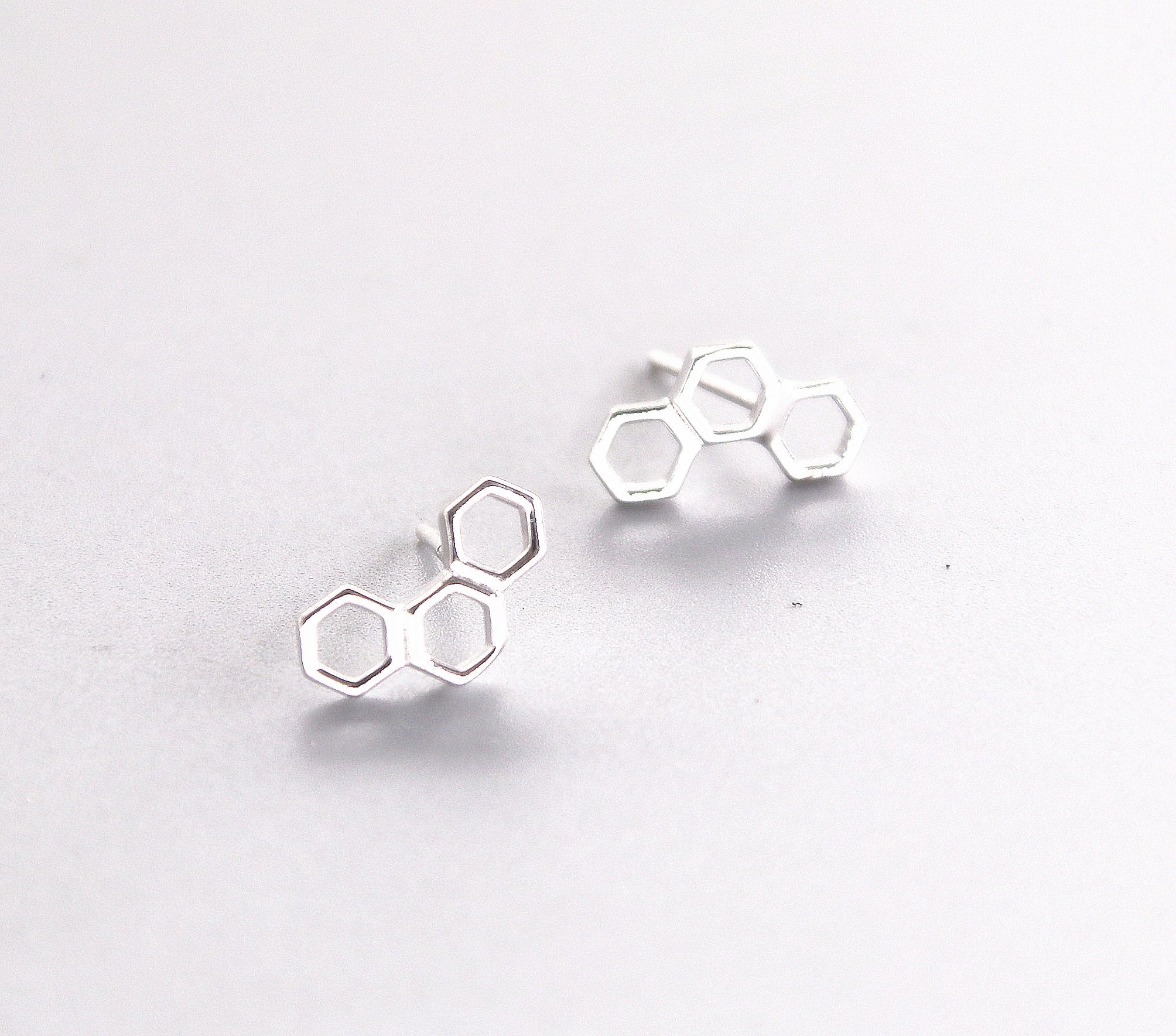 Helen de Lete Lovely Honeycomb Sterling Silver Stud Earrings