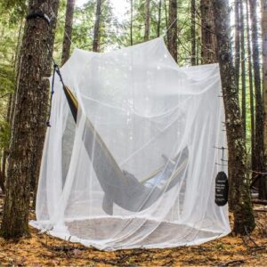 mekkapro ultra large mosquito net with carry bag, bug netting with 2 openings | mosquito netting for bed, patio, camping, outdoor & travel | mosquito net for bed with carrying pouch & hanging kit