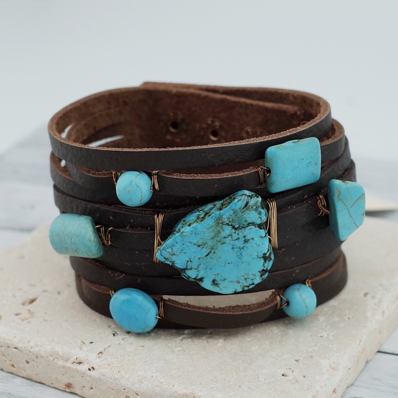 Semi Precious Stone Turquoise Leather Bracelet Button Closure (Turquoise)