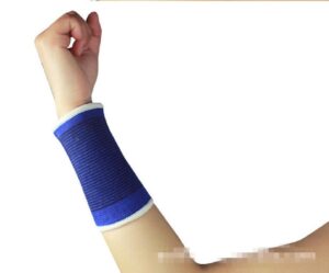 mcolics 4' inch wrist sweatband in 11 athletic polyester wristbands armbands (1 pair) (blue&white)