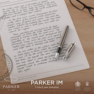 PARKER IM Rollerball Pen, Black Lacquer Chrome Trim with Fine Point Black Ink Refill, Gift Box (1931658)