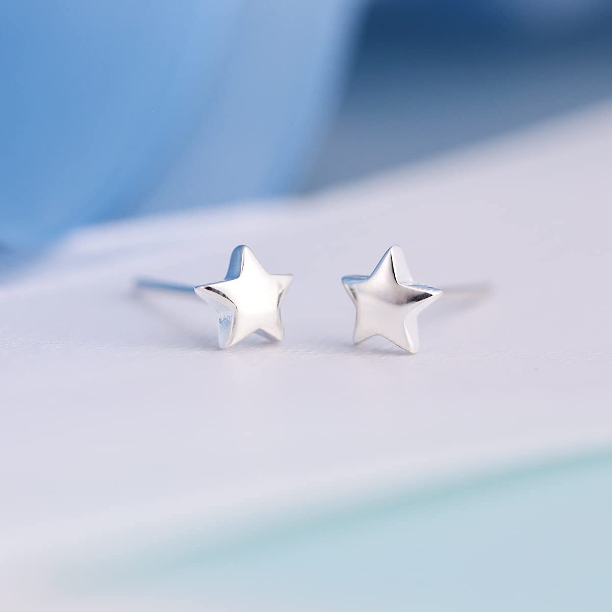 Star Earrings Star stud Earrings 925 Sterling Silver Tiny Star Earrings (Silver-Star)