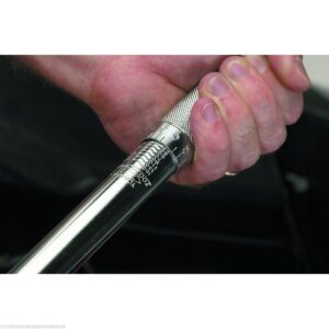 NEW PITTSBURGH PRO 1/2" DRIVE CLICK TYPE TORQUE WRENCH WITH HARD CASE