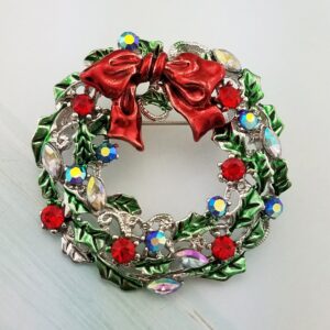 SELOVO Silver Tone Wreath Green Red Austrian Crystal Round Brooch Pin