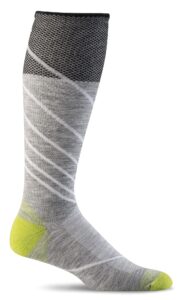 sockwell men's pulse firm graduated compression socks, grey, large/x-large