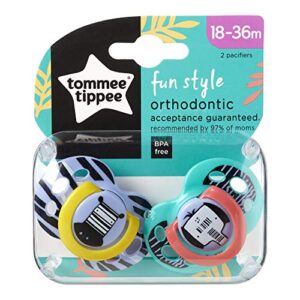 Tommee Tippee Fun Style Pacifiers, Symmetrical Design, BPA-Free Silicone Binkies, 18-36m, 2 Count, Colors and Designs Vary