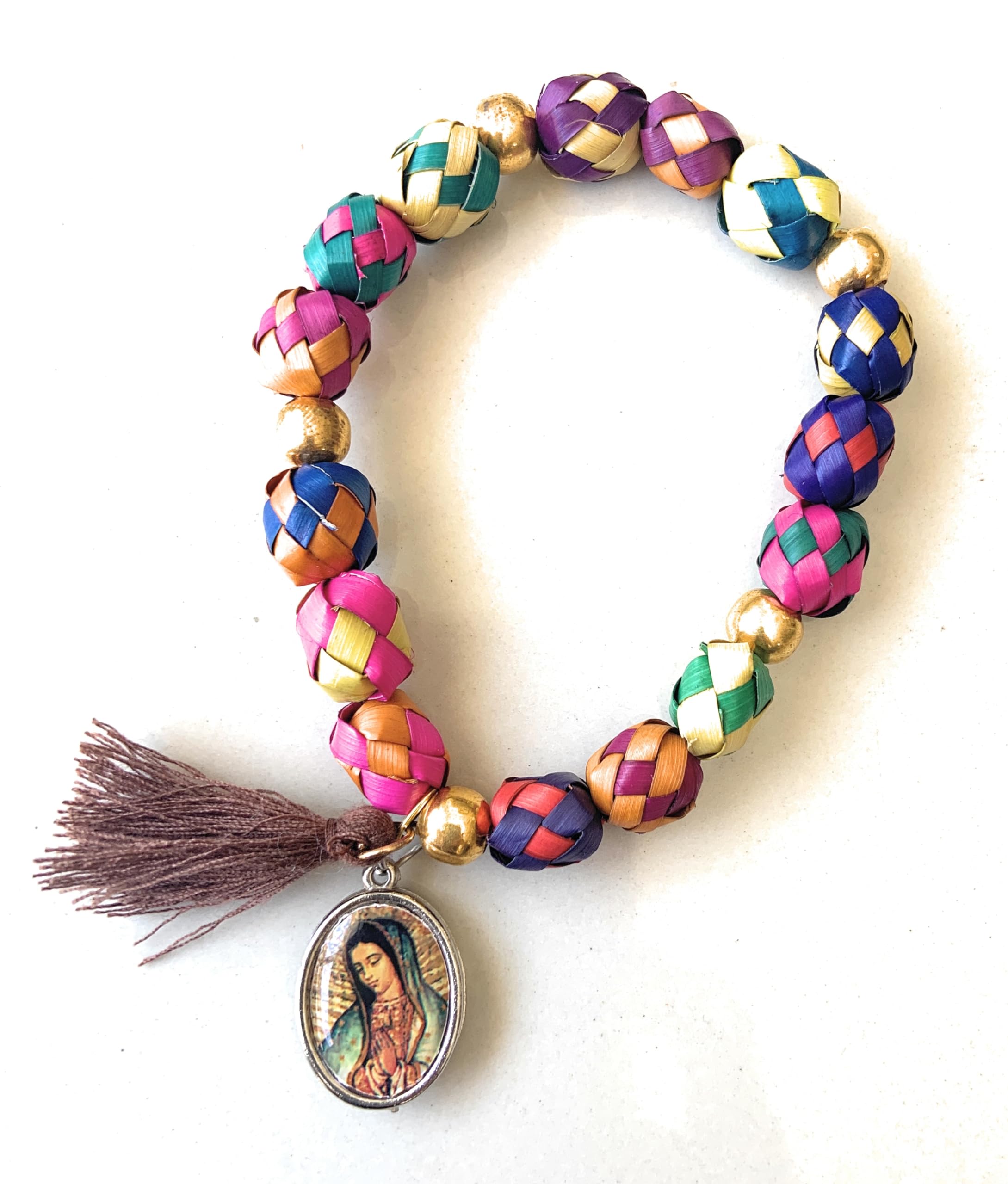 Made in Mexico Our Lady of Guadalupe colored palm Bracelet with prayer Pulsera de palma con dije de Virgen de Guadalupe