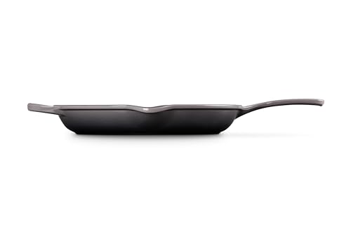 Le Creuset Enameled Cast Iron Signature Iron Handle Skillet, 11.75" (2-3/8 qt.), Oyster