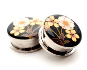 mystic metals body jewelry screw on plugs - flower style 4 picture plugs - sold as a pair (00g (10mm))