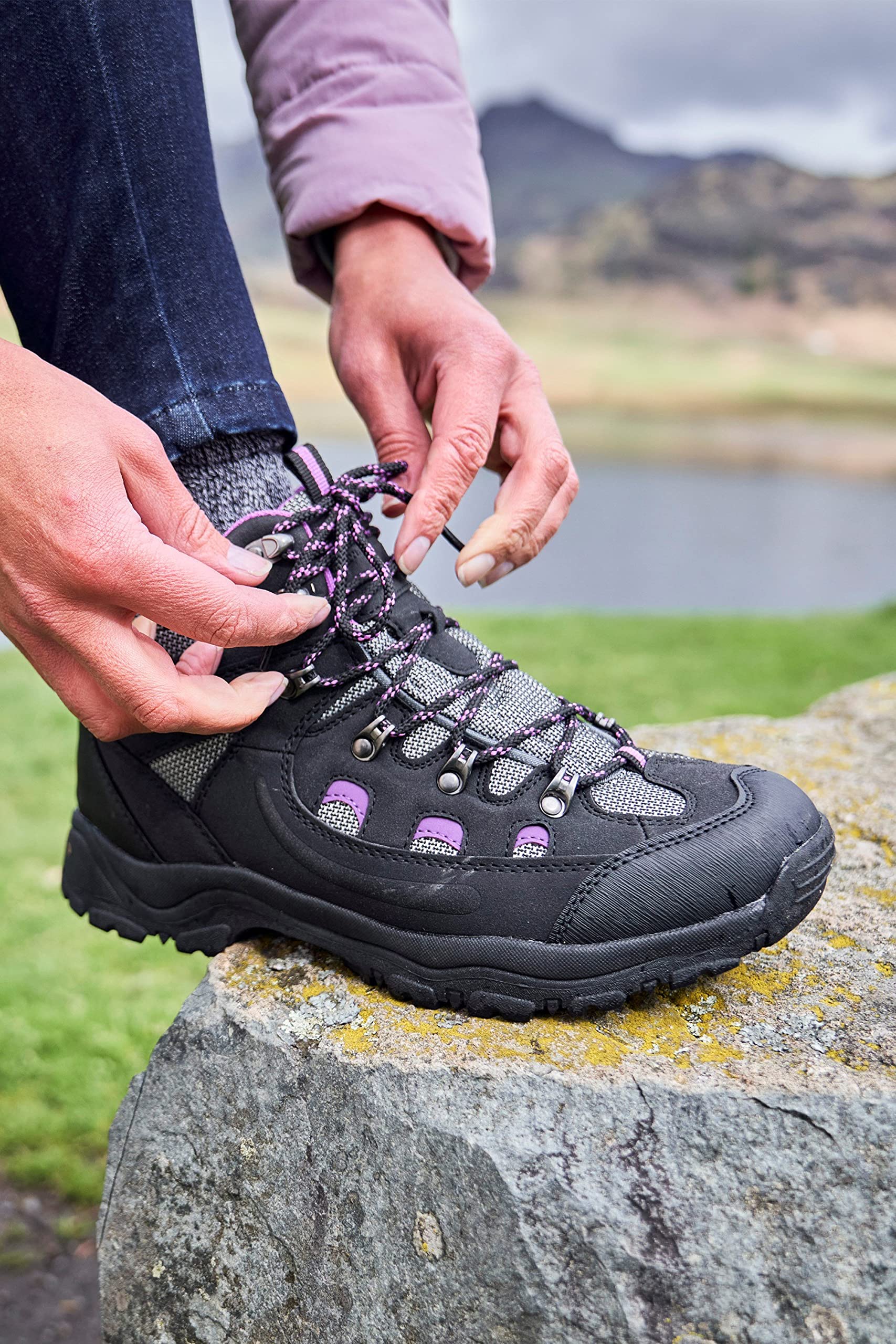 Mountain Warehouse Adventurer Womens Waterproof Hiking Boots Black Womens Shoe Size 8 US