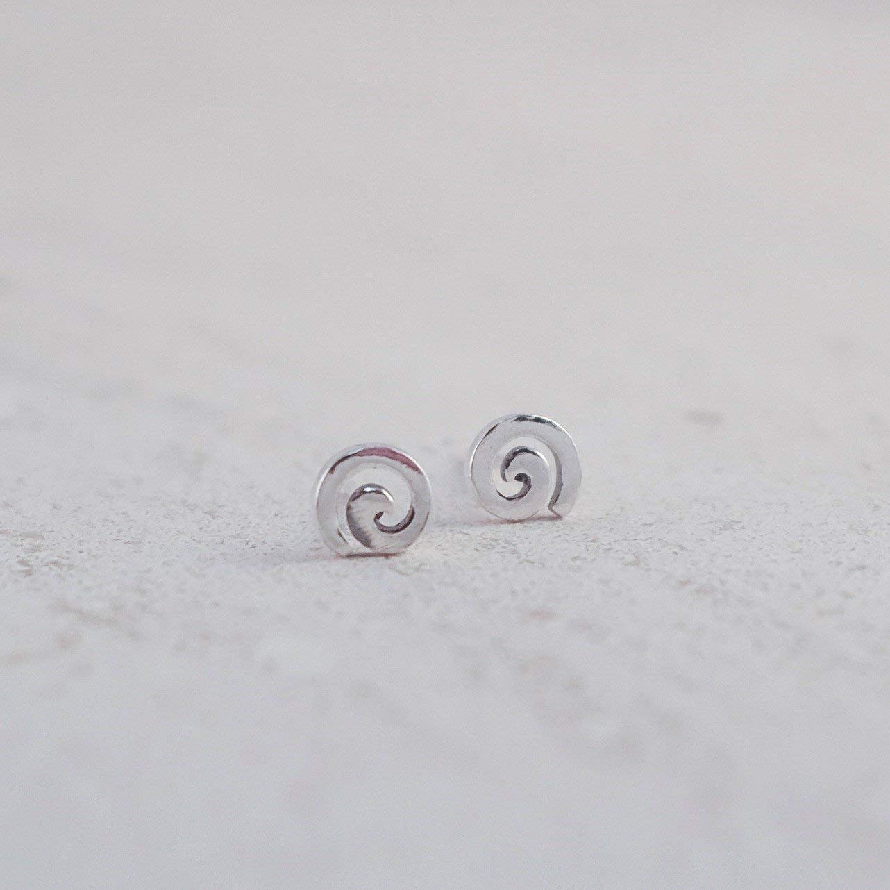 Boma Jewelry Sterling Silver Spiral Stud Earrings (Silver)