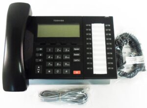 toshiba strata dp5032-sd 20-button lcd display speakerphone (black) (renewed)