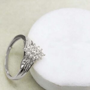 Dazzlingrock Collection 0.10 Carat (ctw) 10K Round White Diamond Ladies Cluster Flower Ring 1/10 CT, White Gold, Size 8.5