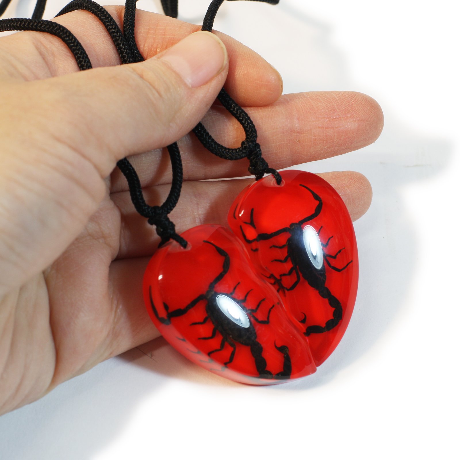 REALBUG SP2212 Heart Necklace, Red/Black