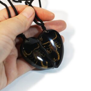 REALBUG SP2214 Necklace, Black/Gold