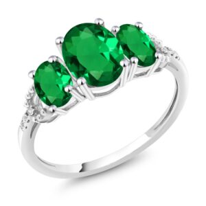 gem stone king 10k white gold green simulated emerald and diamond accent 3-stone engagement ring for women (1.85 cttw) (size 7)