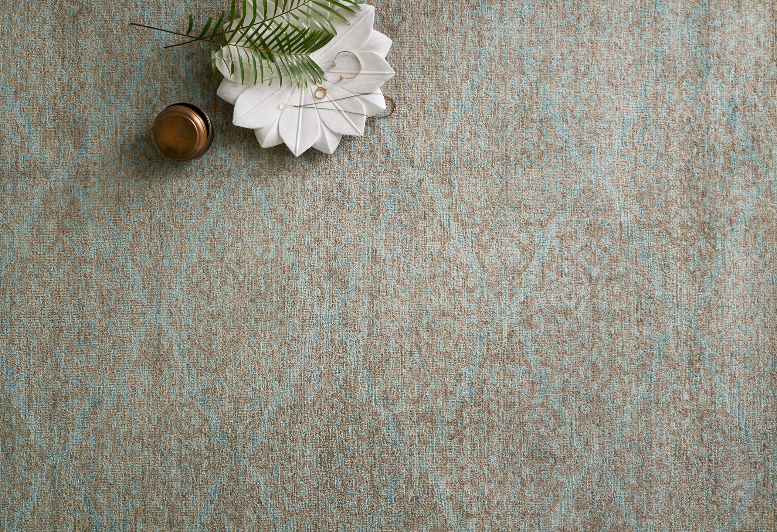 Loloi ESSEX Area Rug 4'-0" x 6'-0" Aqua/Sand