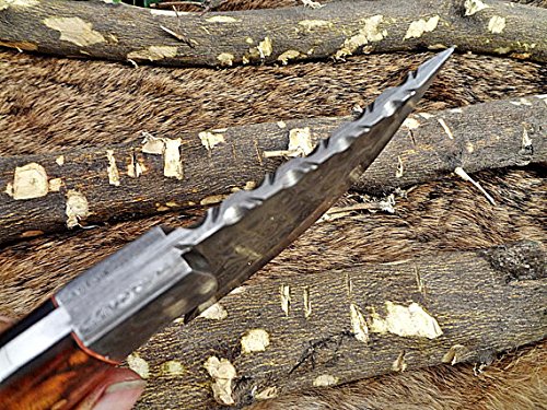 6.7"5 long compact Hand Forged Damascus Steel wide blade skinning Knife with 3.5" cutting, Natural Walnut scale with Damascus Bolster, Cow Hide leather sheath (wood)