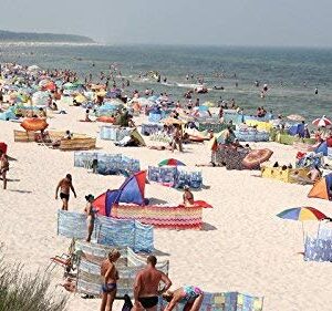 13 ft Beach Windscreen Privacy Windbreak with a Bag and Mallet Made in Europe (Blue/White Stripes)