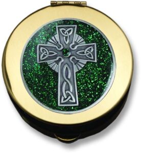 cathedral art ps451 polished brass pyx - green celtic cross - small