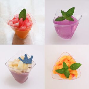 Tosnail 50 Pack 4oz Triangular Dessert Appetizer Tumbler Cups Plastic Disposable Cups with 50 Plastic Dessert Spoons