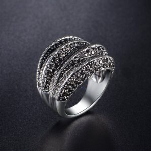 Mytys Marcasite Rings for Women Retro Black Onyx Cocktail Band Ring Statement Rings for Women (marcasite size 8)