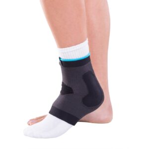 donjoy da161av02-blk-s deluxe elastic ankle for sprain, strain, swelling, black, small fits 7.75", 8.5"