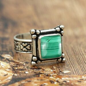 5, 82Cts Solitaire Natural Malachite 925 Silver Overlay Ring Size 9 For Women, Handmade Green Stone April Birthstone Ring Jewelry Gift For Her