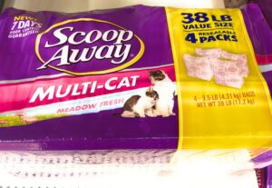 scoop away® multi cat clumping cat litter, meadow fresh scent, 38 pounds