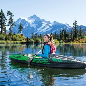 Intex Challenger K1 Kayak 1 Man Inflatable Canoe with Aluminum Oars and Hand Pump, Green/Blue