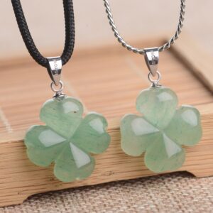 iSTONE St. Patrick's Day Four Leaf Clover Pendant Necklace Green Aventurine Gemstone Pendant Necklace 18"