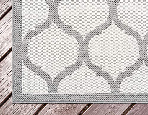 Unique Loom Outdoor Trellis Collection Area Rug - Moroccan (6' 1" x 9' Rectangle, Gray/ Silver)