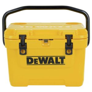 dewalt dxc10qt 10 quart roto-molded insulated lunch box cooler