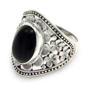 novica artisan handmade onyx flower ring unique sterling silver cocktail black white indonesia floral happiness birthstone [crownbezel 0.9 in l x 0.8 in w x 0.2 in h band width 3 mm w] ' frangipani