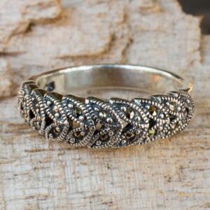 NOVICA Artisan Handcrafted Marcasite Cocktail Ring Sterling Silver Grey Thailand Leaf Tree [ring Front 0.2 in L x 0.8 in W Band Width 3 mm W] ' Olive Garland'