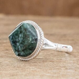 NOVICA Artisan Handmade Jade Cocktail Ring Sterling Silver Green Guatemala Cypress Good Luck [crownbezel 0.6 in L x 0.6 in W x 0.2 in H Band Width 3 mm W] ' Square Circle'