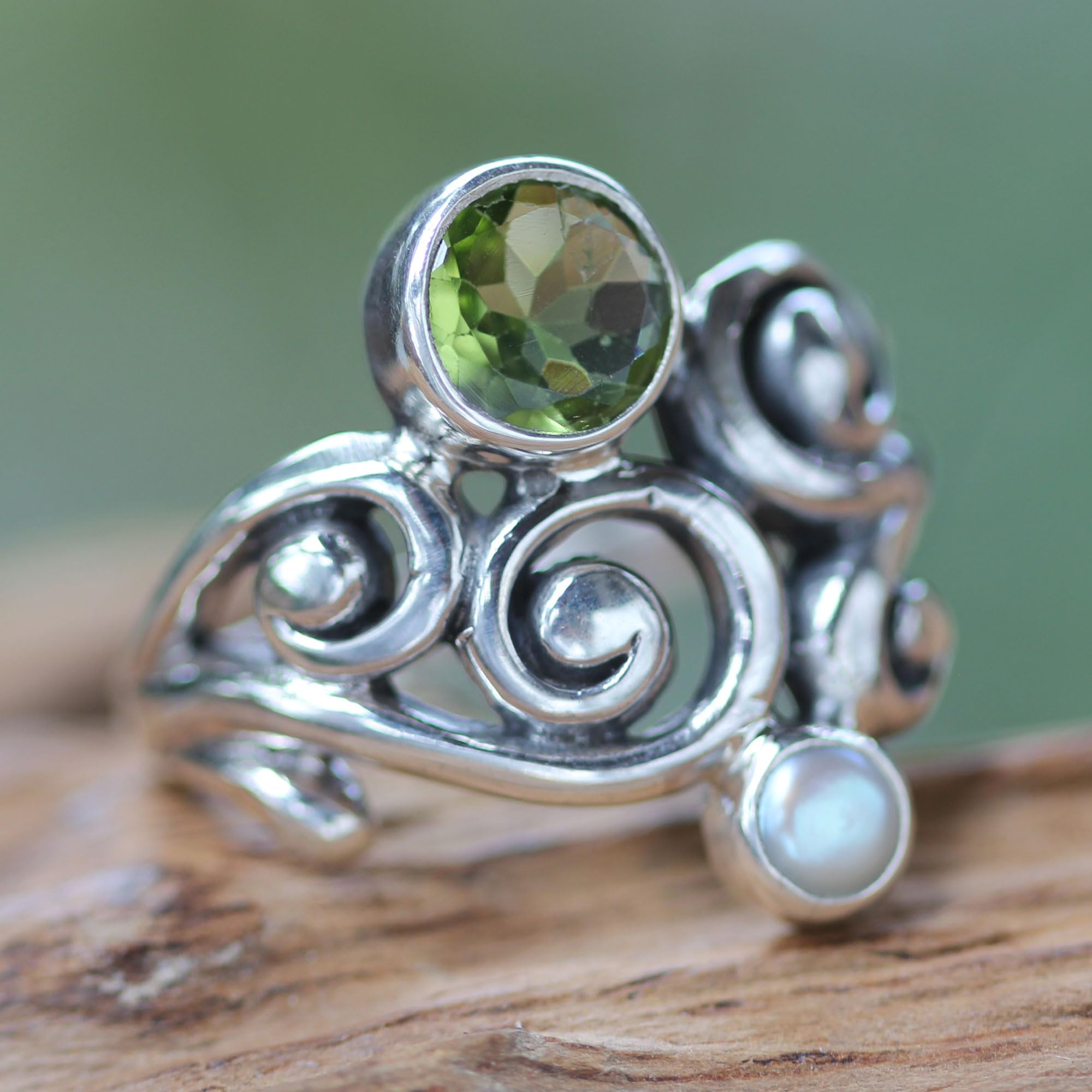 NOVICA Artisan Handmade Peridot Cultured Pearl Cocktail Ring Artisan Crafted Sterling Silver Freshwater Green White Indonesia Flash Birthstone [ring Front 0.8 in L x 0.8 in W x 0.1 in H Band Width 2 ]