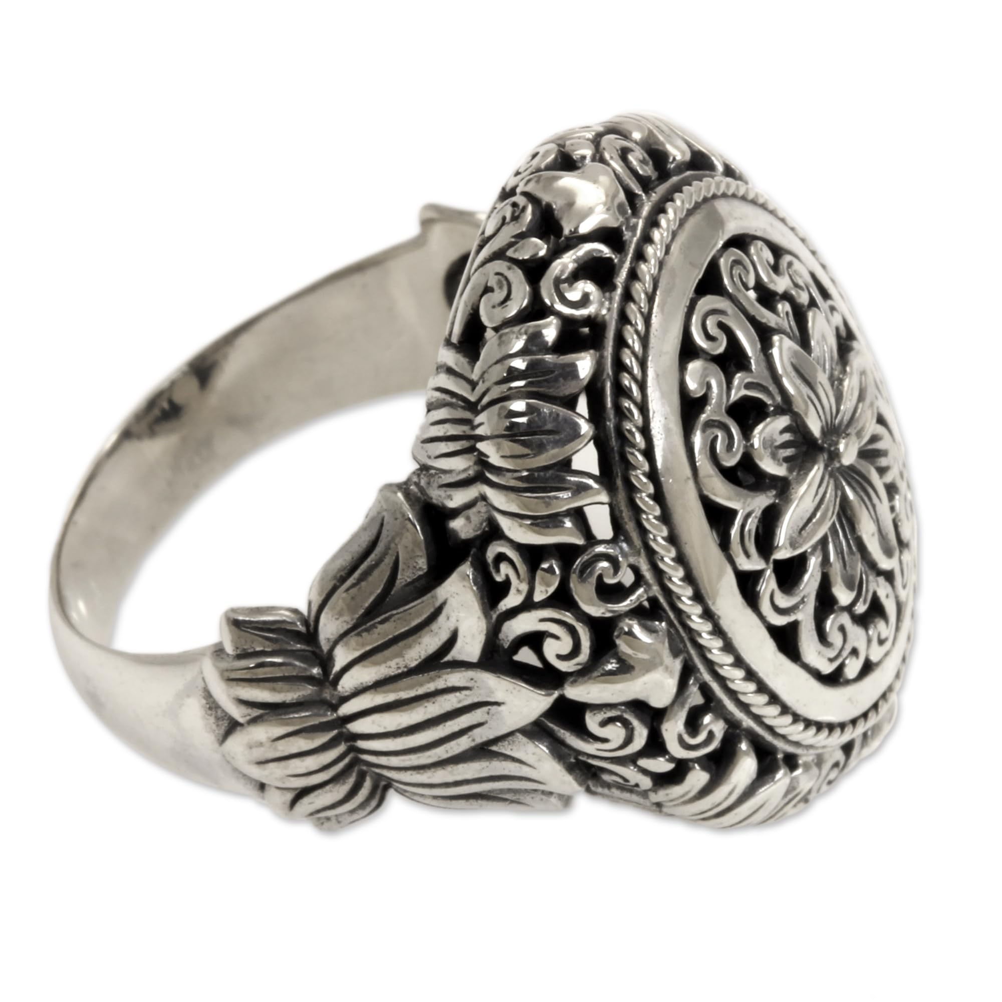 NOVICA Artisan Handmade Sterling Silver Flower Ring Floral Cocktail No Stone Indonesia [crownbezel 0.9 in L x 0.8 in W x 0.2 in H Band Width 4 mm W] ' Precious Lotus'