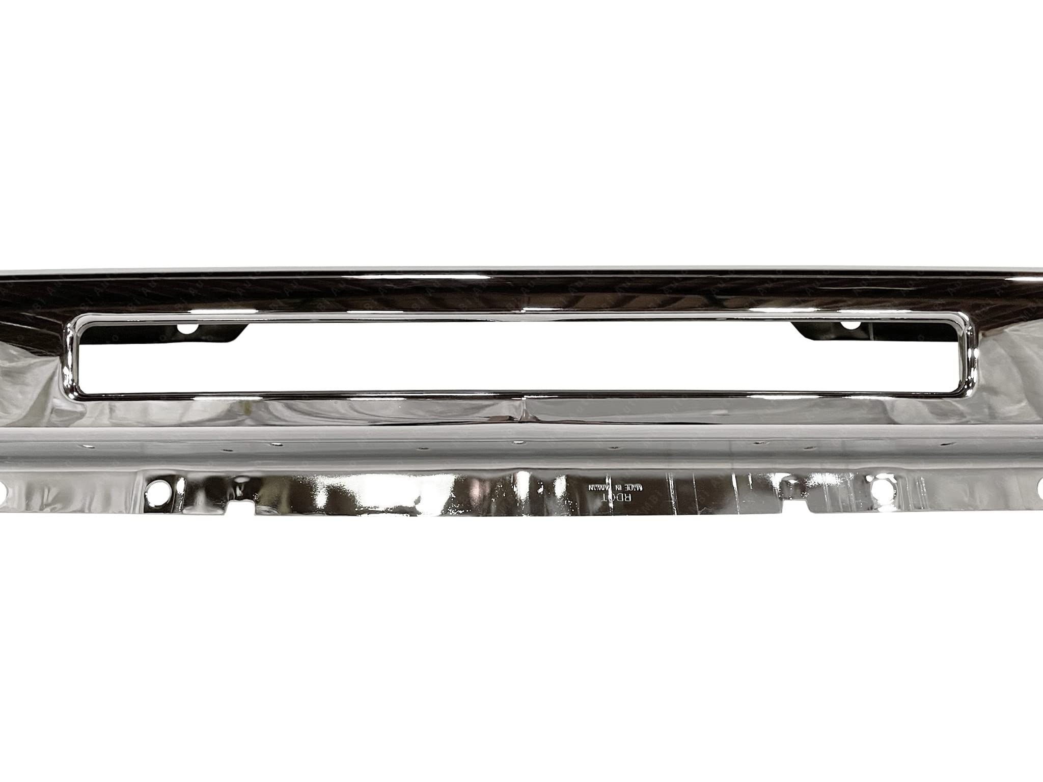 MBI AUTO - Chrome, Steel Front Bumper Impact Face Bar Compatible with 2007 2008 2009 2010 2011 2012 2013 Chevy Silverado 1500 Pickup 07-13, GM1002831