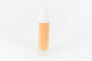 fenty beauty by rihanna pro filt’r soft matte longwear liquid foundation 310