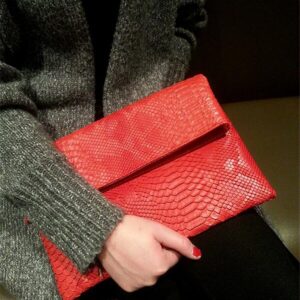 Fashion Snakeskin Envelop Clutch Purse Retro Oversized Handbags for Women (Red)