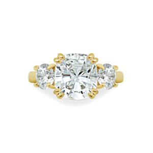 Amazon Essentials Womens Yellow Gold Plated Sterling Silver Cushion Cut Celebrity Meghan Ring with Infinite Elements Cubic Zirconia accent, Clear, Size 7, (previously Amazon Collection)