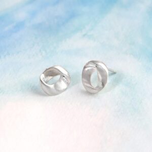 Boma Jewelry Sterling Silver Mobius Strip Twisting Modern Stud Earrings