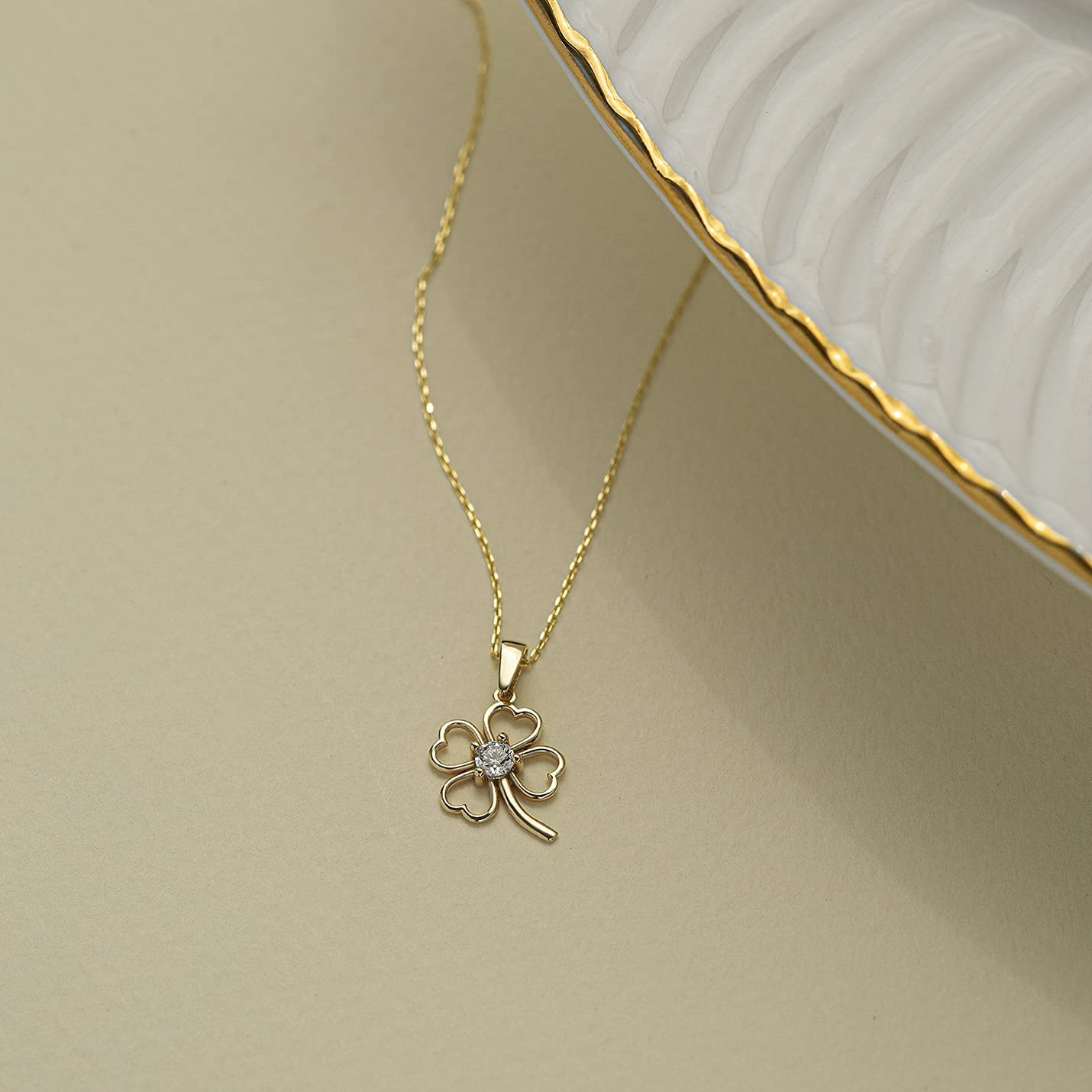 GELIN 14K Solid Gold 4-Leaf Clover Pendant Necklace | Clover Jewelry for Women, 18"