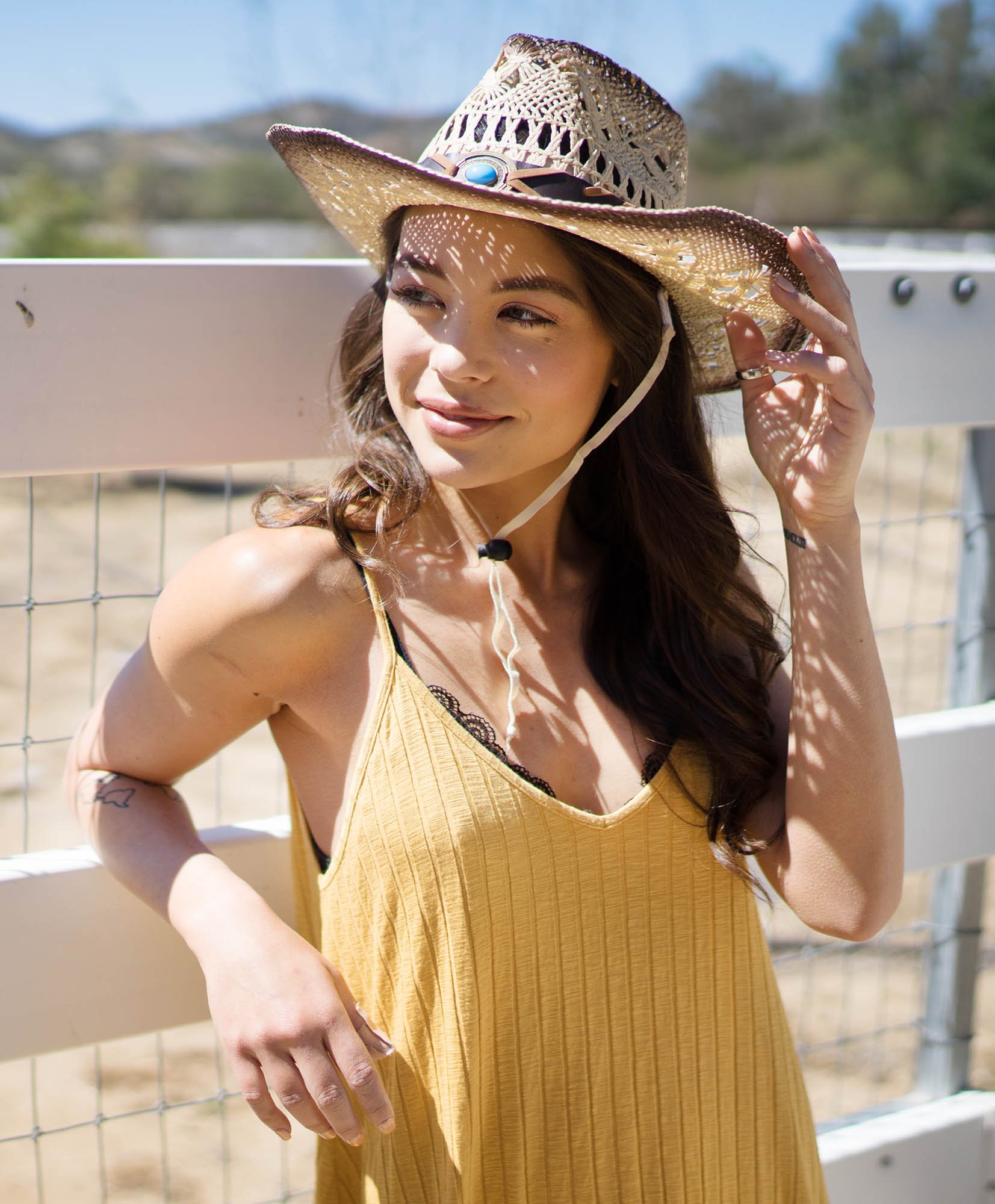 Livingston Cowboy Hat Men & Women's Woven Straw Cowgirl Hat w/Hat Band Straw, Bead Beige